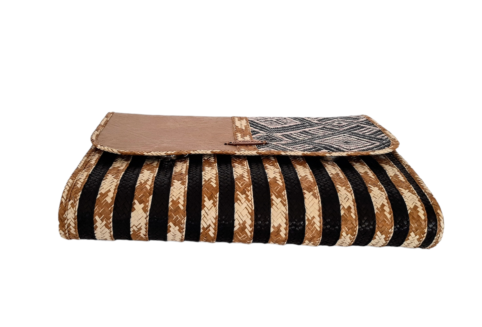 Sobre clutch etnico MARDAY - Aborígenes Diseño Artesanal